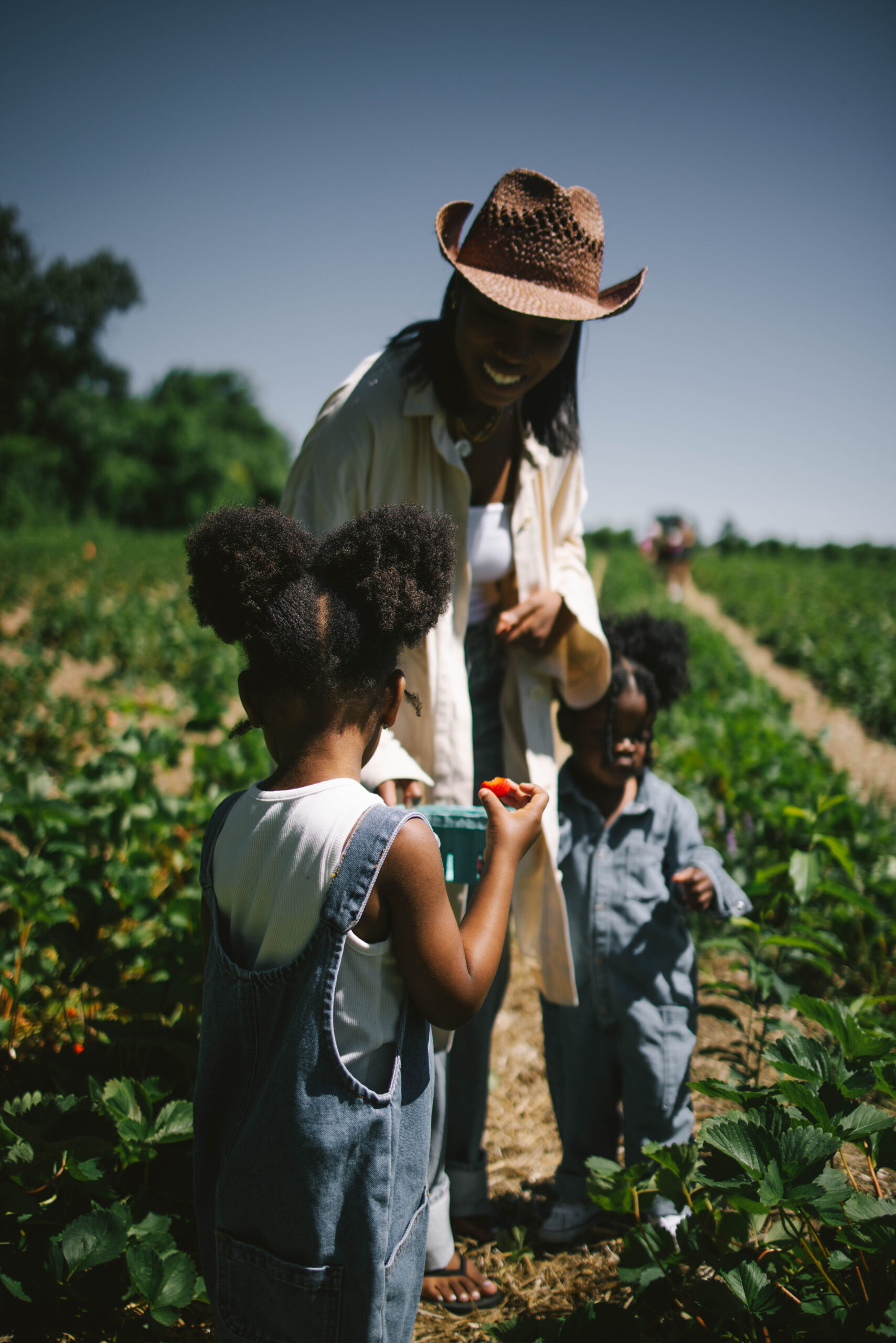 Mommy and Me: Strawberry + Cherry Picking – Miss Enocha